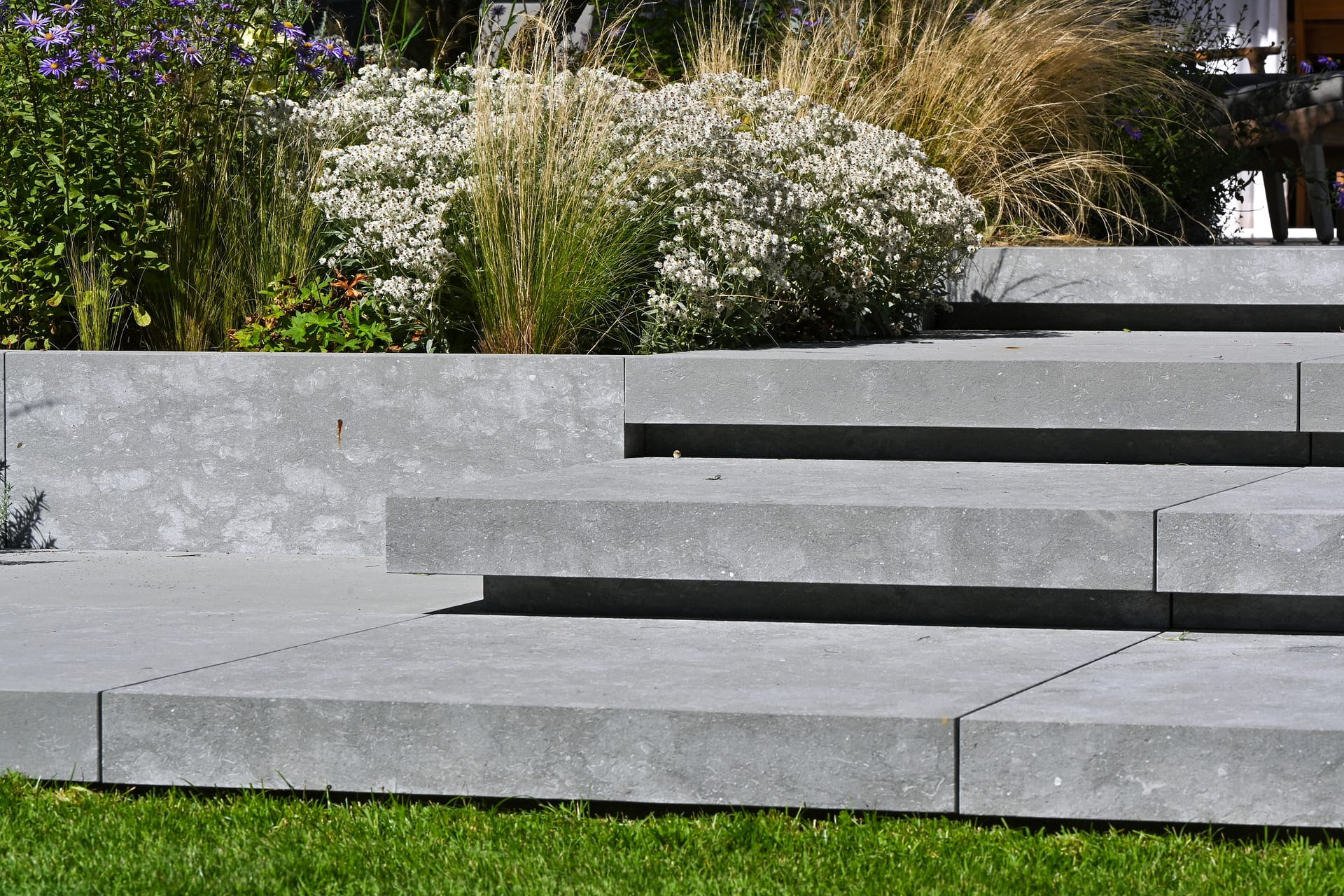 Titanium Gray Limestone | Stone Curators