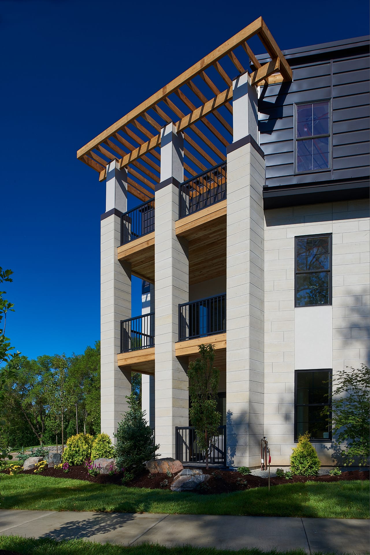 Midwest Gray Limestone - Fleuri | Stone Curators