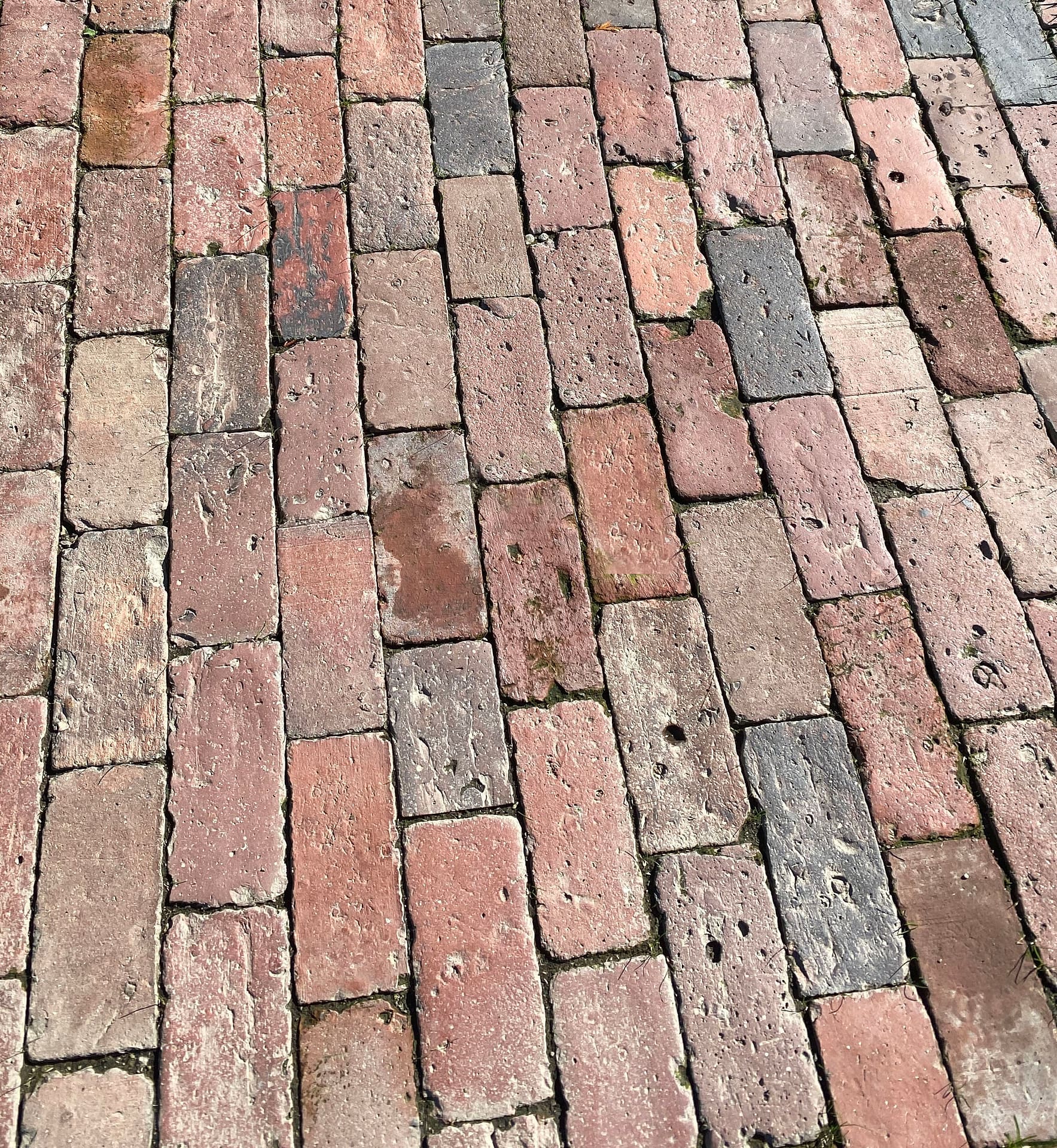 Reclaimed Antique Colonial Brick Pavers | Stone Curators