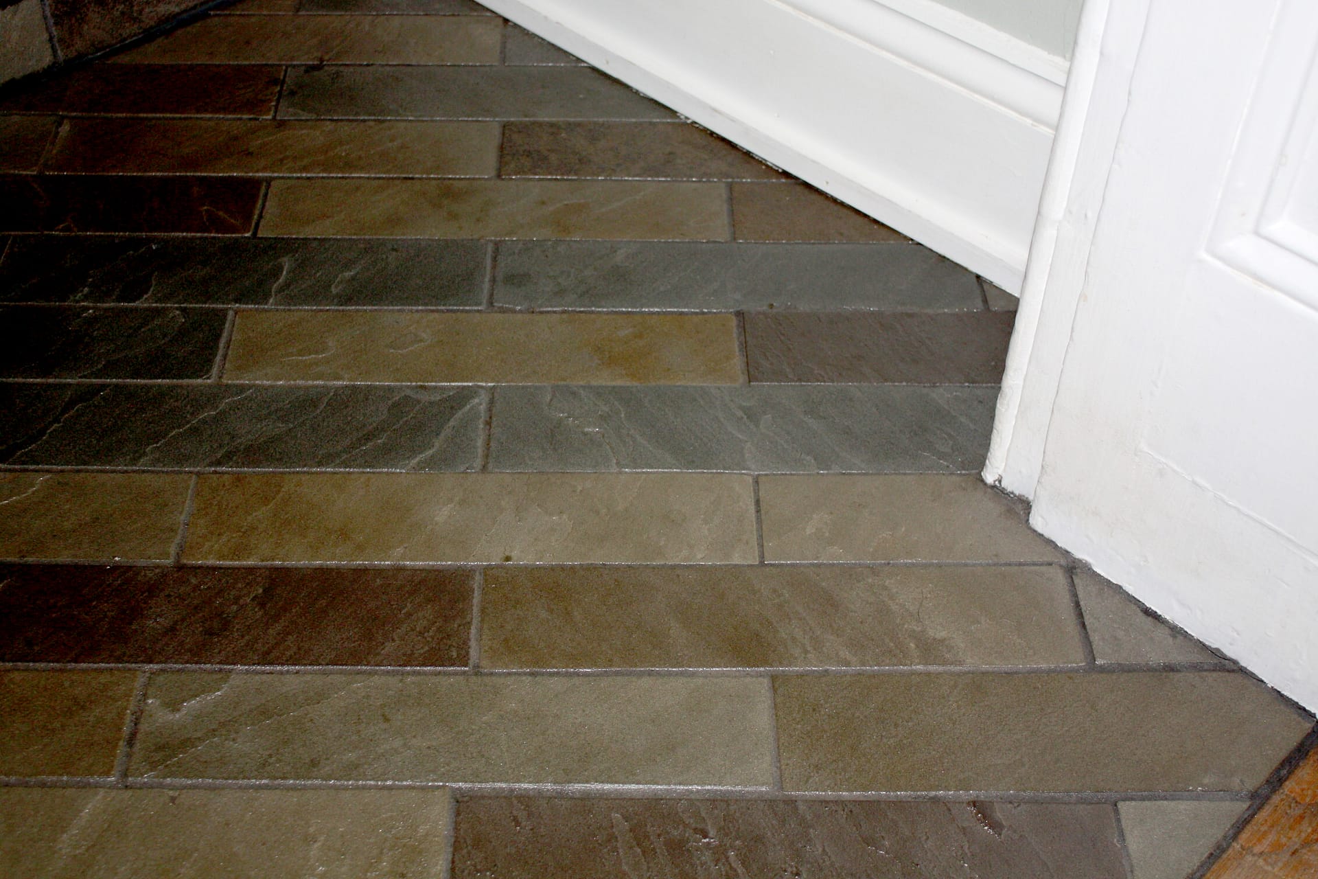 Burgundy/Brown Bluestone - Natural Cleft Interior Flooring | Stone Curators