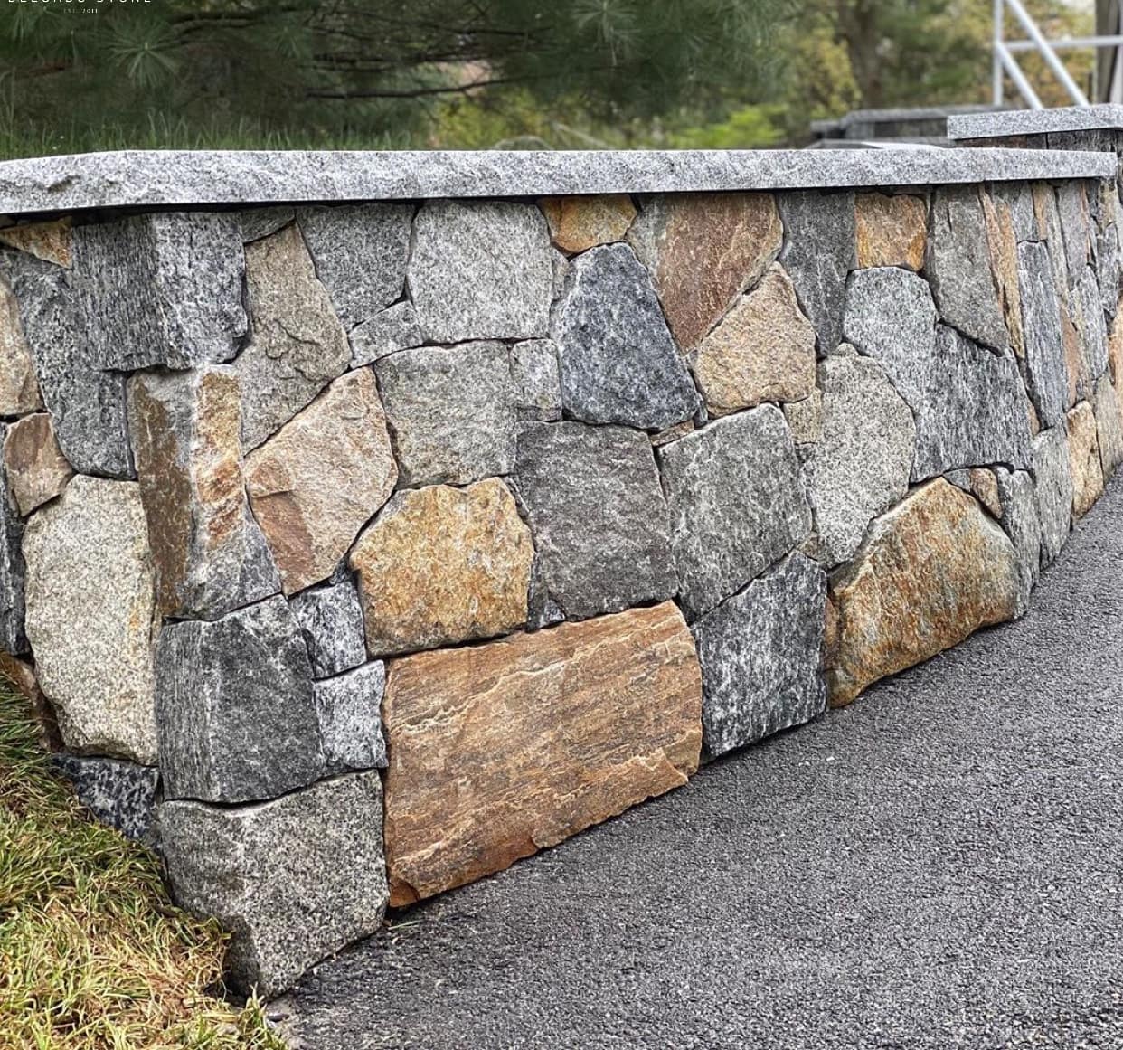 Connecticut Granite - Veneer Blend | Stone Curators