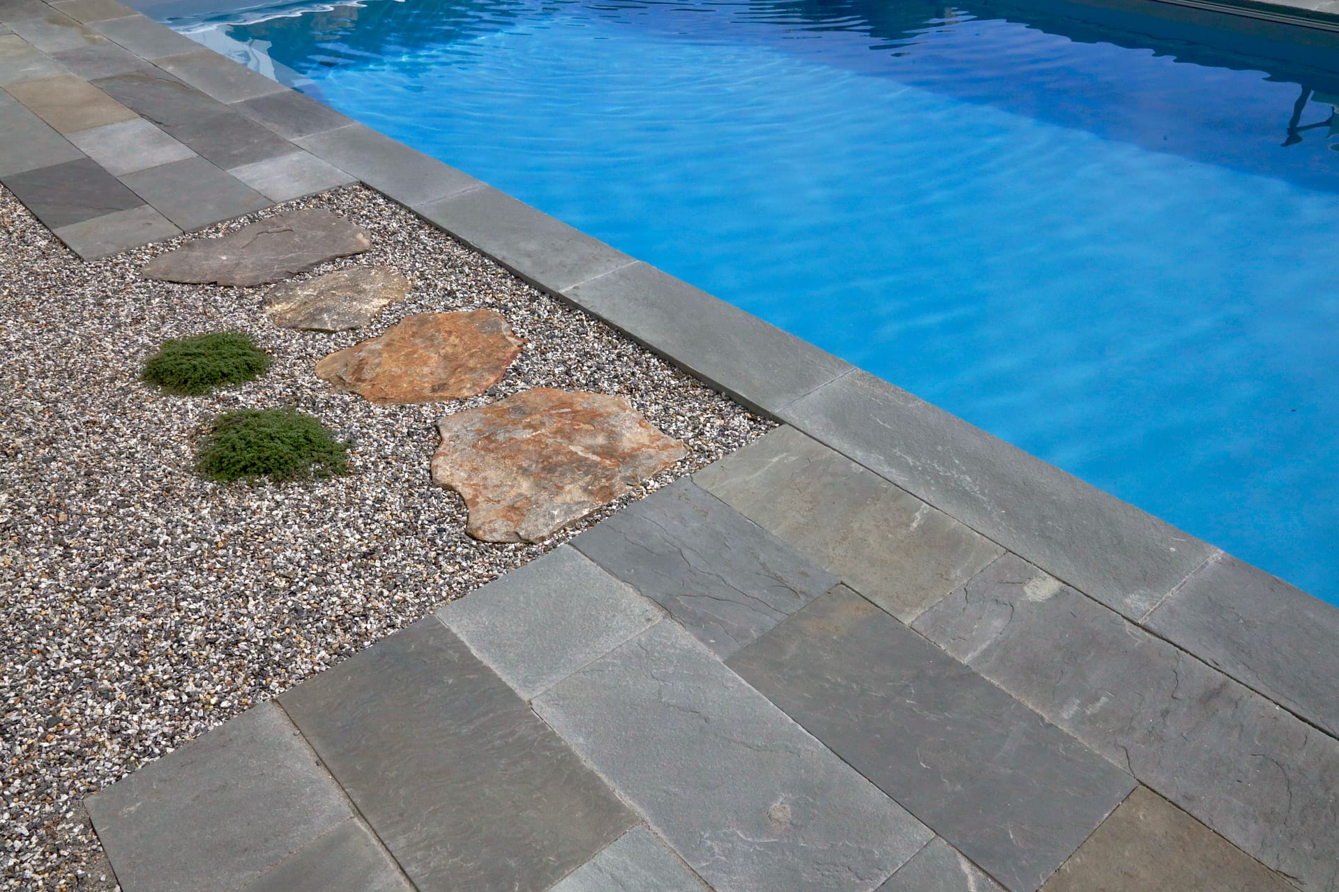Blue/Gray Bluestone - Natural Cleft Pool Coping | Stone Curators