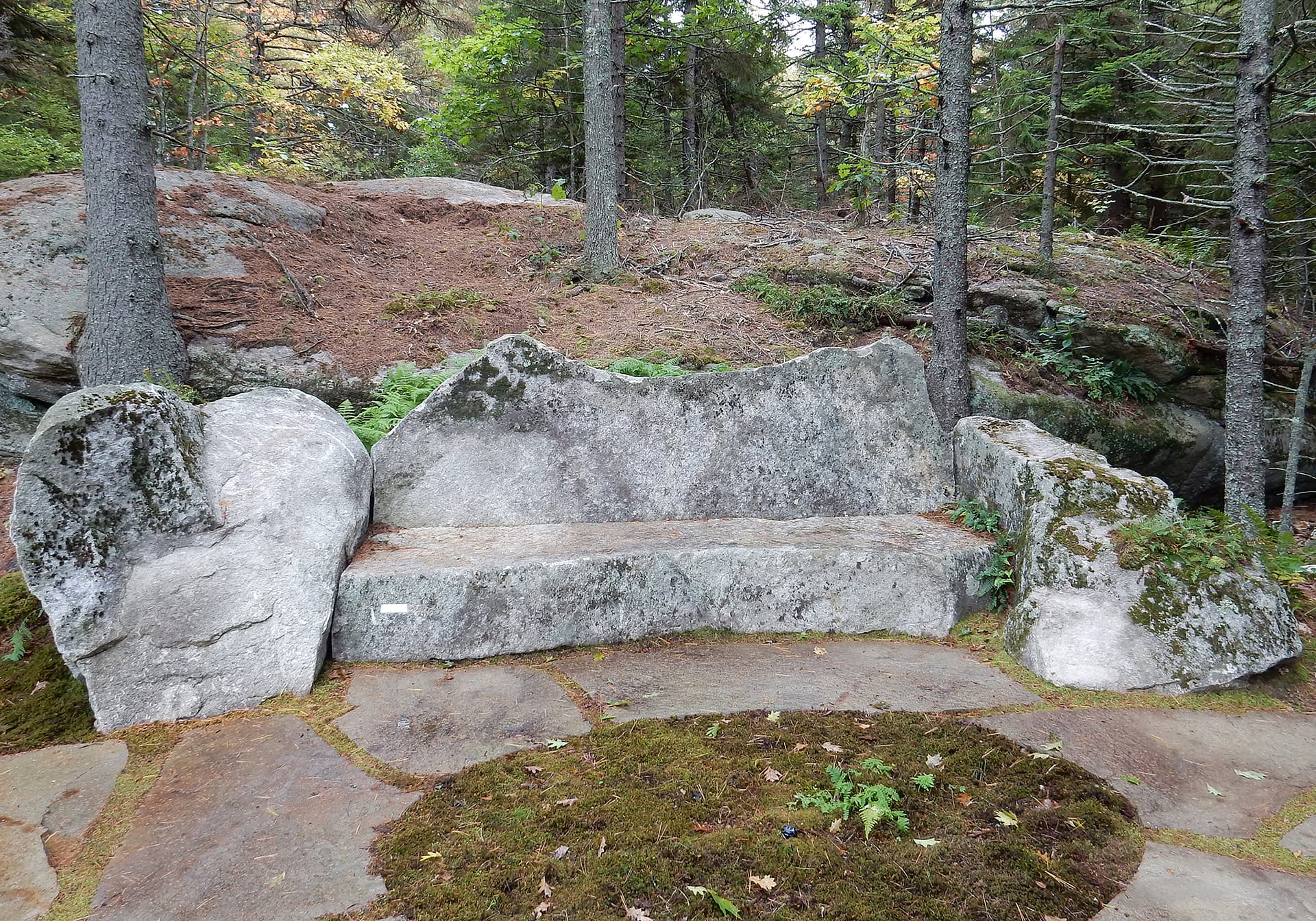 New England Fieldstone Boulders & Ledgestone - Seating & Benches ...
